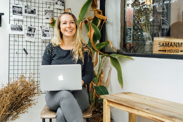 Im Portrait: Carina Herrmann - Bloggerin von "Pink Compass" und "Um 180 ...